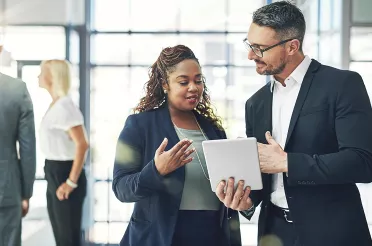 Personalmanagement Gehalt, Verdienst & Einflussfaktoren